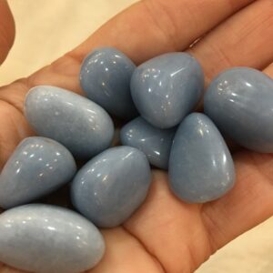 Quartz Crystal Meanings, Properties and Uses - CrystalStones.com