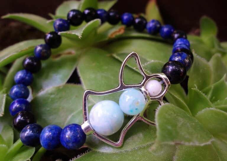 Larimar Meanings, Properties and Uses - CrystalStones.com