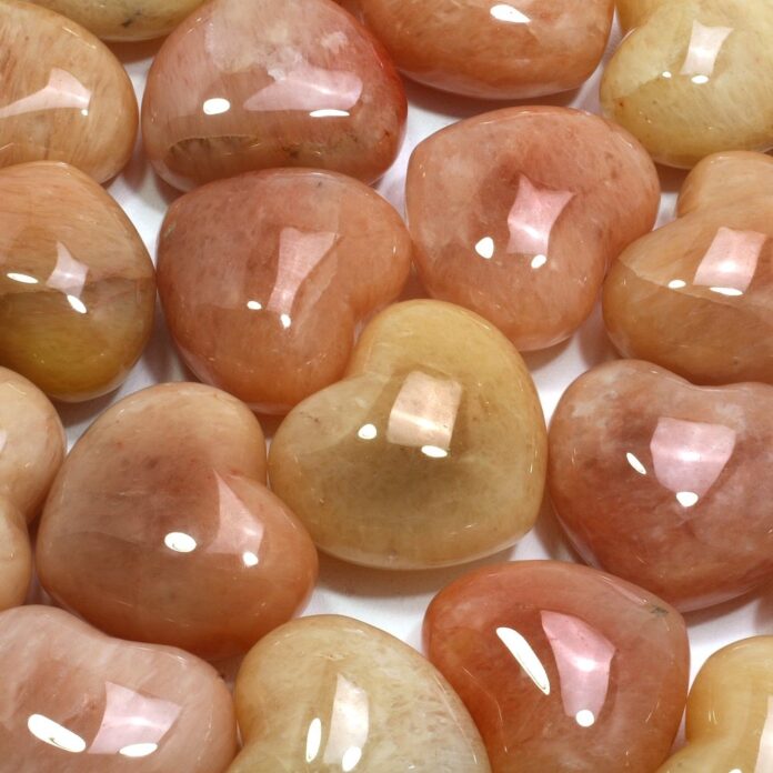 Aventurine Meanings, Properties and Uses - CrystalStones.com