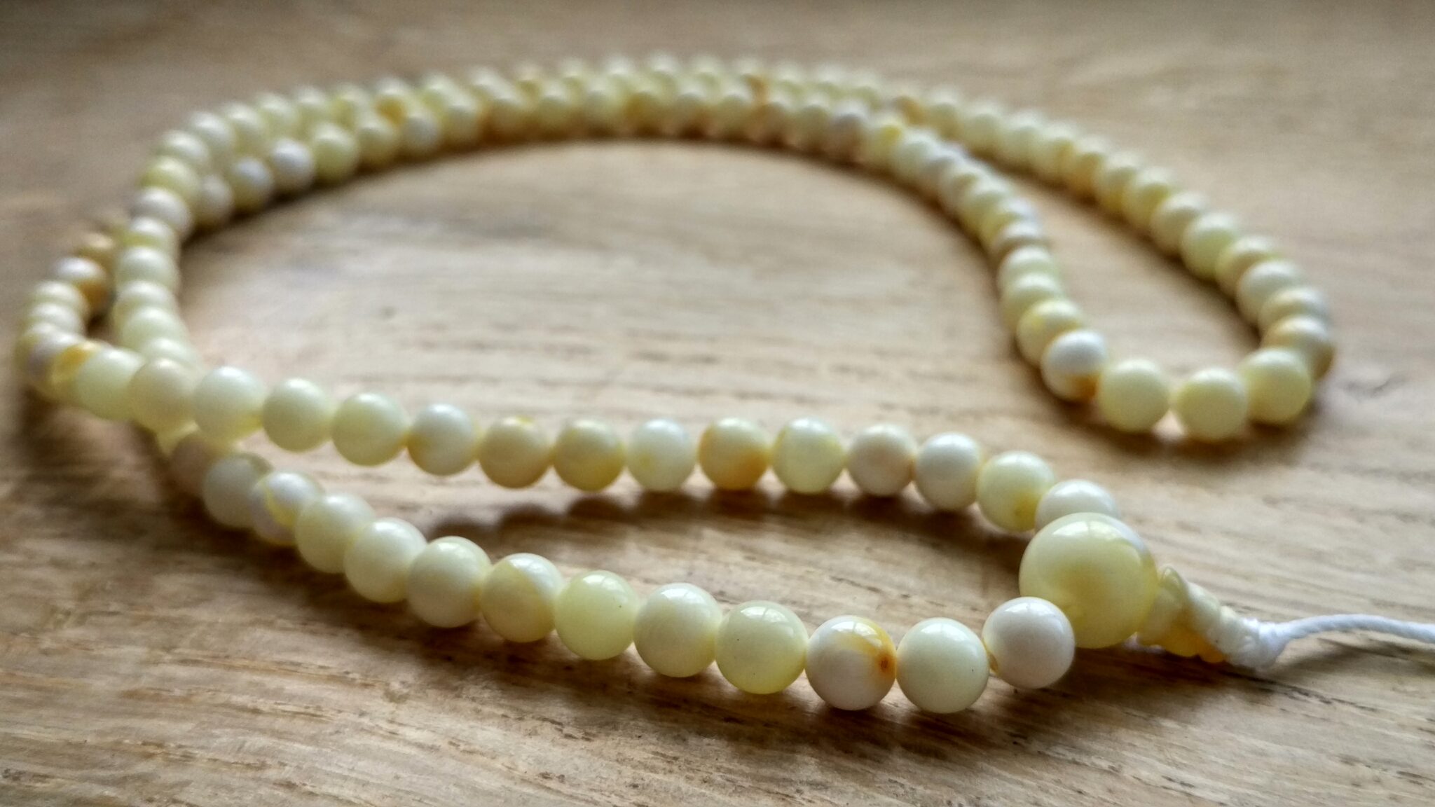 Amber Meanings, Properties and Uses - CrystalStones.com