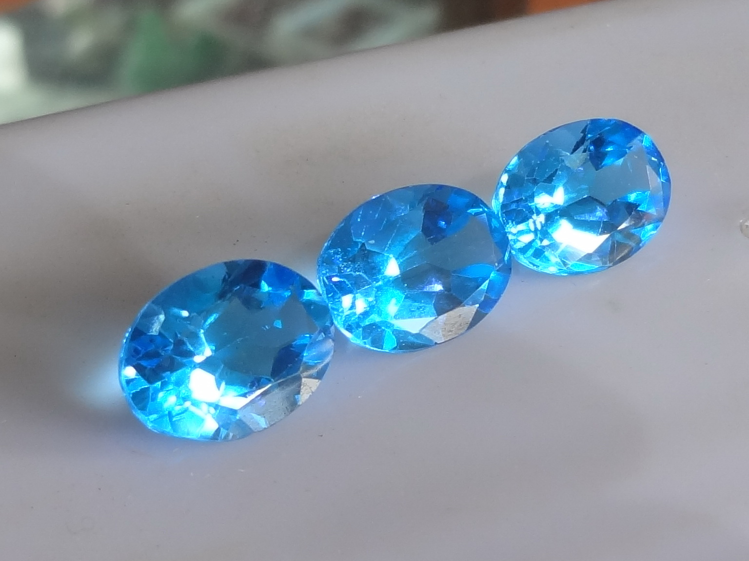 Topaz Meanings, Properties and Uses - CrystalStones.com