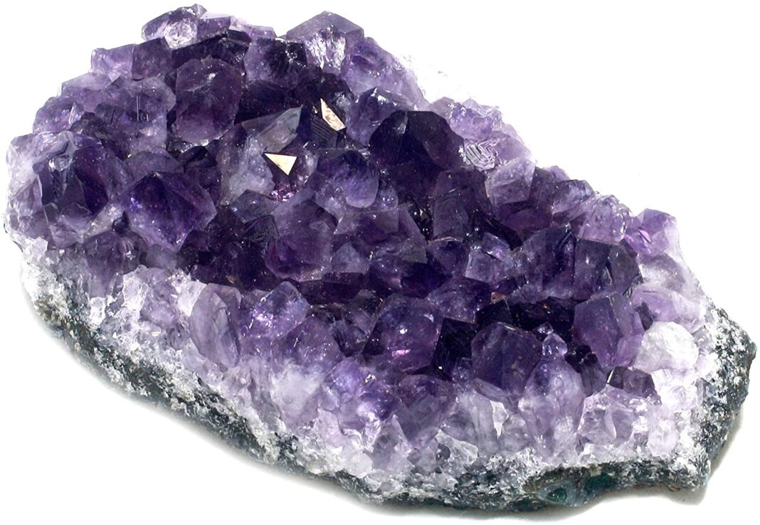 Iolite Meanings, Properties and Uses - CrystalStones.com