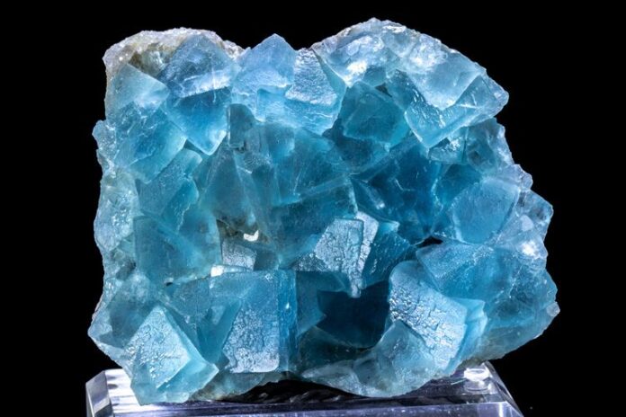 Fluorite Meanings, Properties and Uses - CrystalStones.com