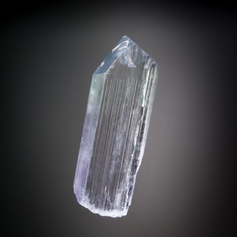 Kunzite Meanings, Properties and Uses - CrystalStones.com