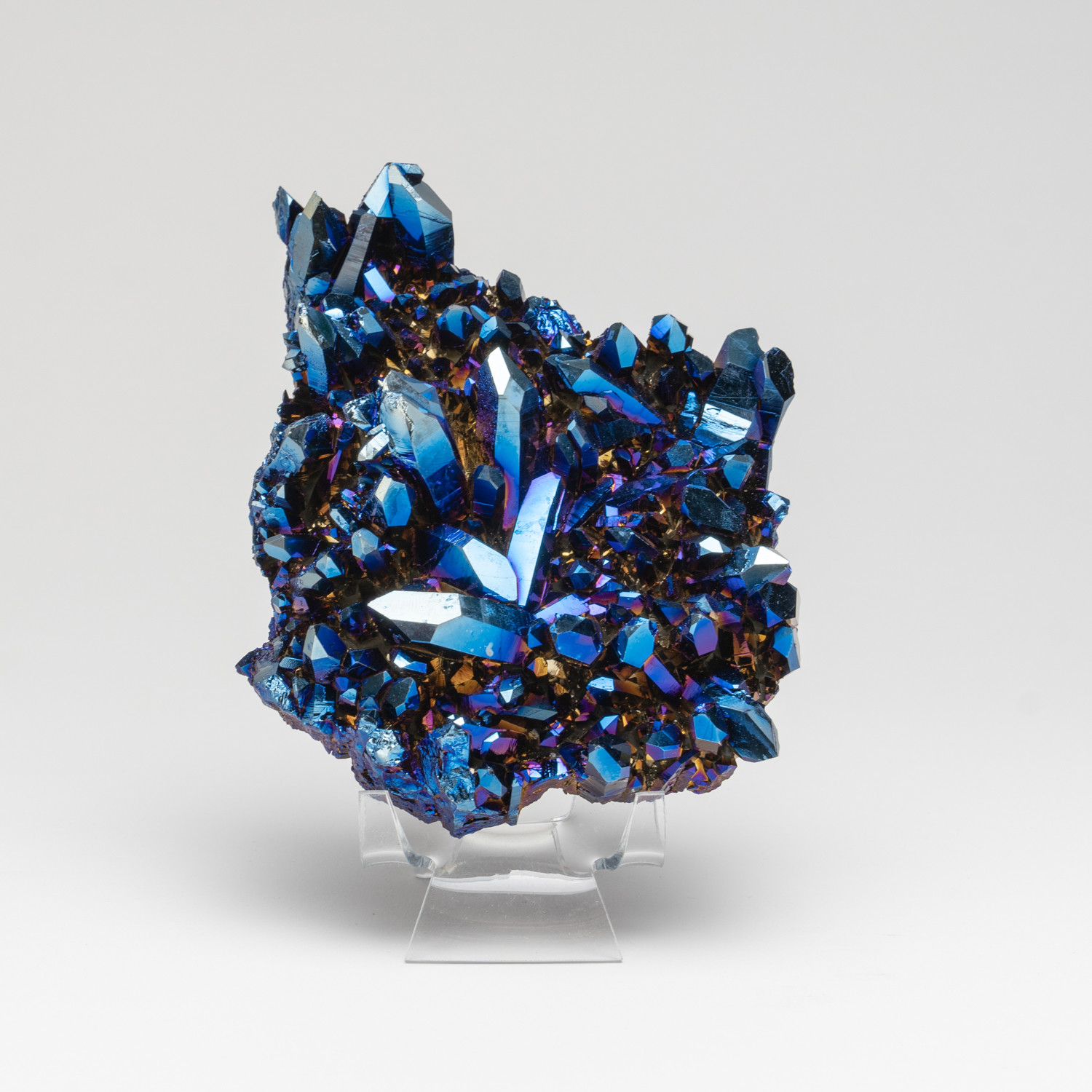 Aura Quartz Meanings, Properties and Uses - CrystalStones.com