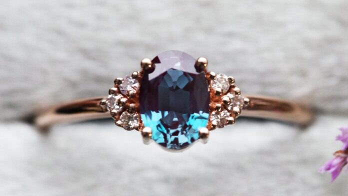 Alexandrite Meanings, Properties and Uses - CrystalStones.com