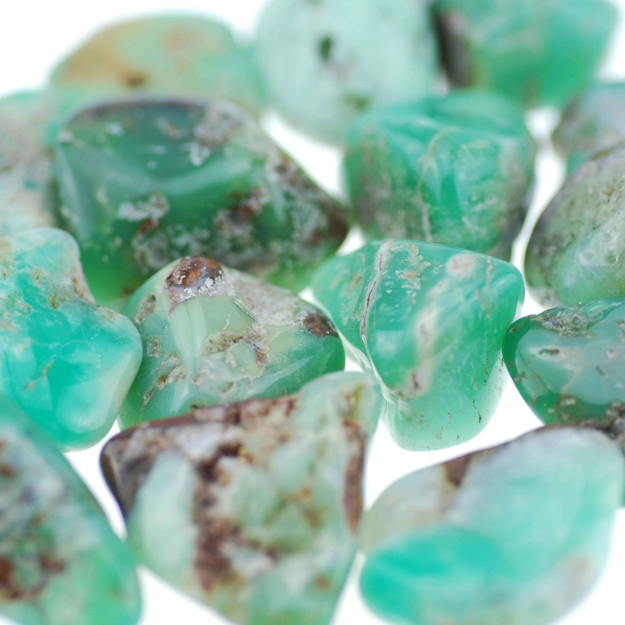 Chrysoprase Meanings, Properties and Uses - CrystalStones.com