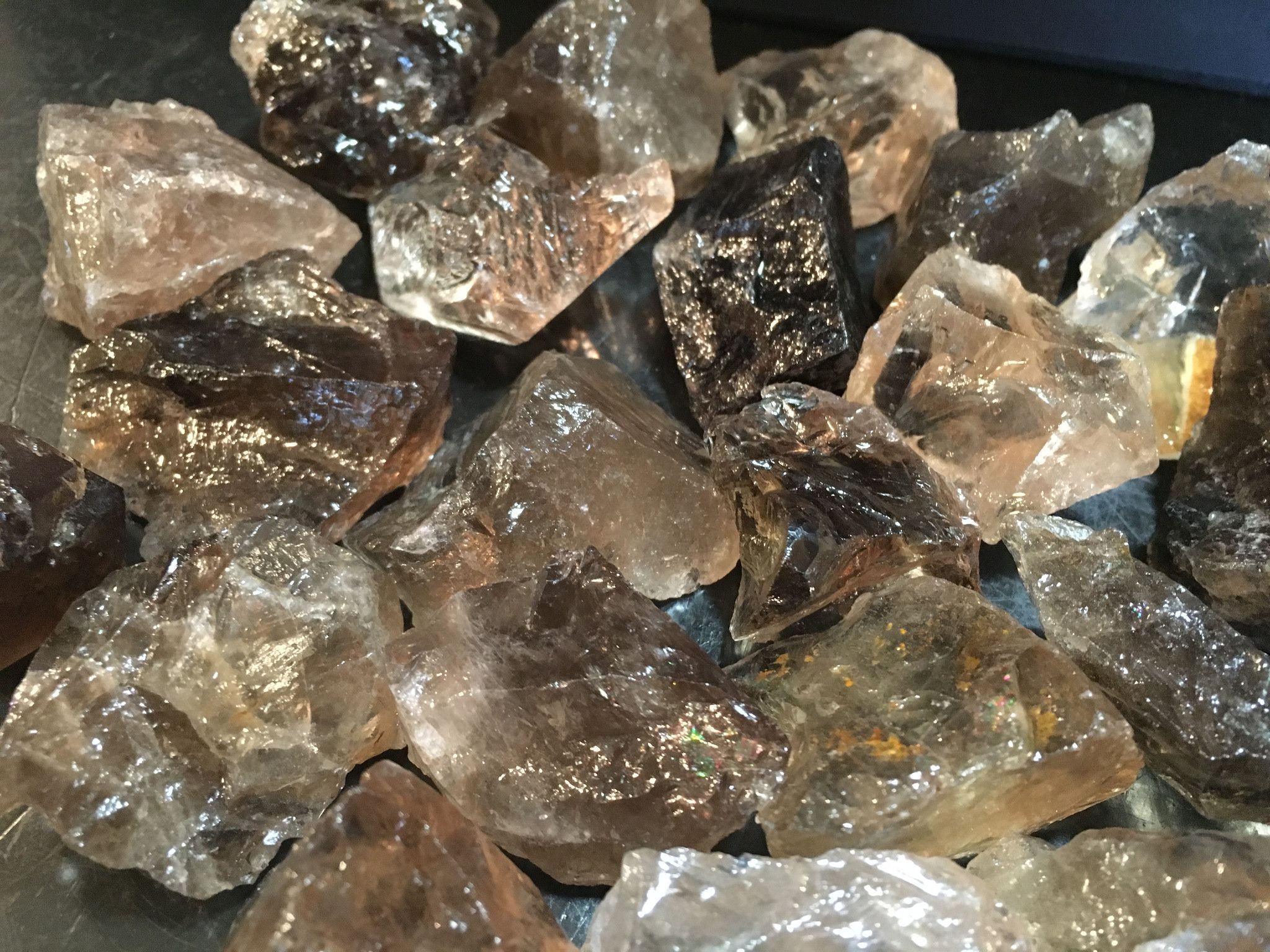 Apache Tears Meanings, Properties and Uses - CrystalStones.com
