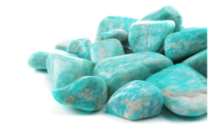 Hiddenite Meanings, Properties and Uses - CrystalStones.com