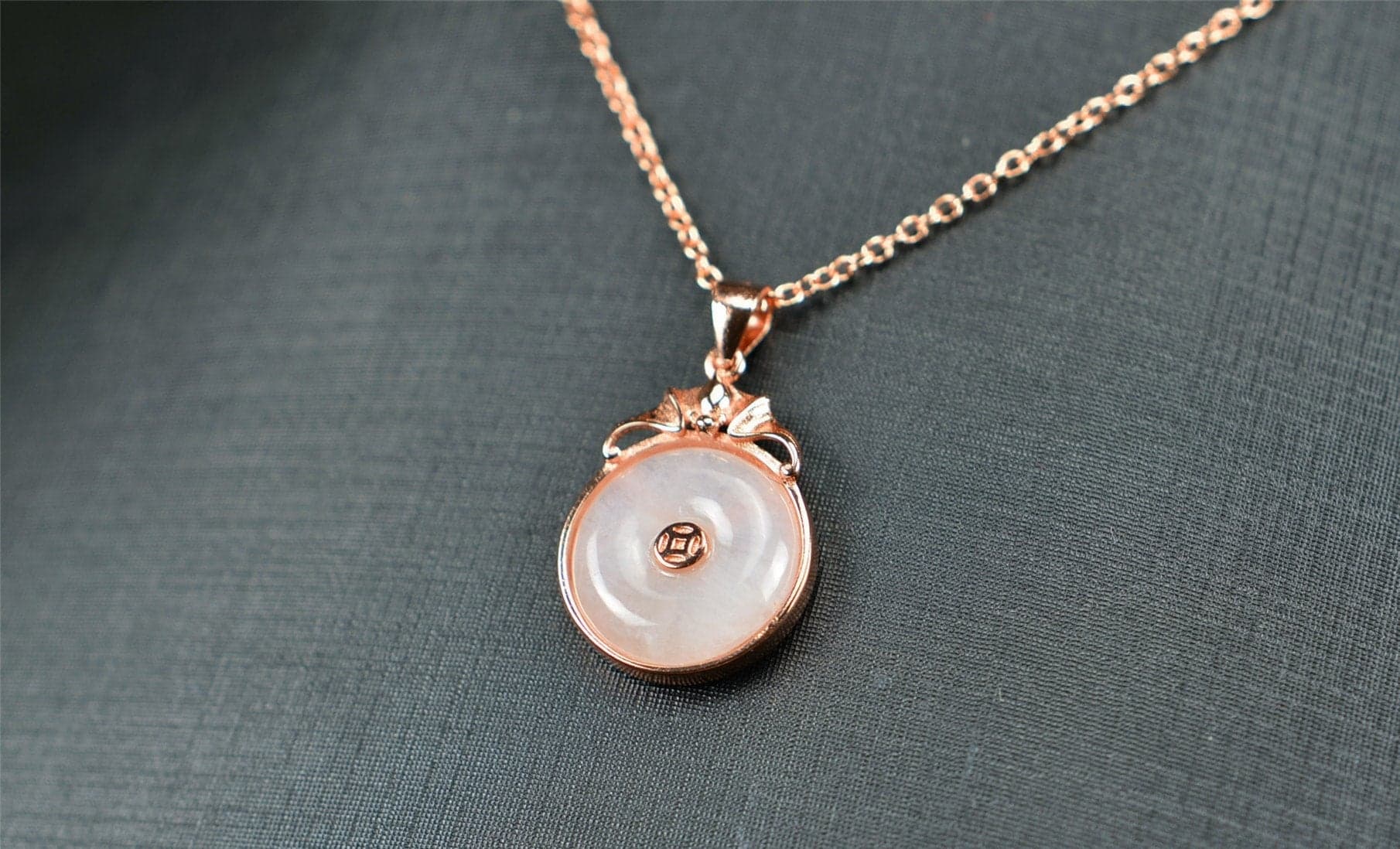 White Jade Meanings, Properties and Uses - CrystalStones.com