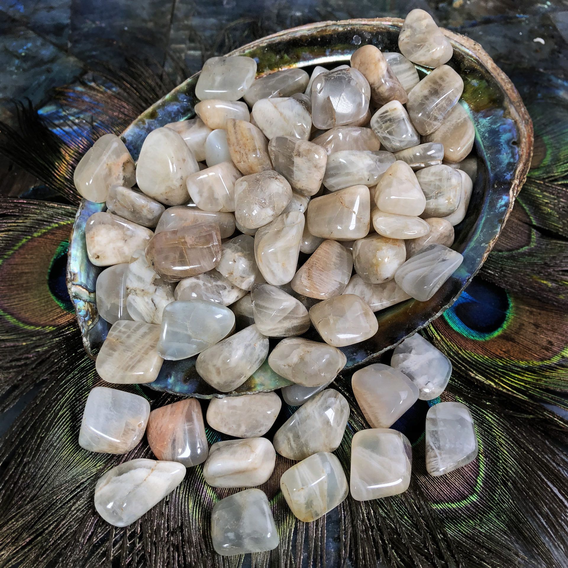 Lodolite Meanings, Properties and Uses - CrystalStones.com