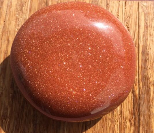 Orange Crystal Stones List, Meanings and Uses - CrystalStones.com