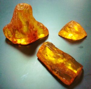 Orange Crystal Stones List, Meanings and Uses - CrystalStones.com