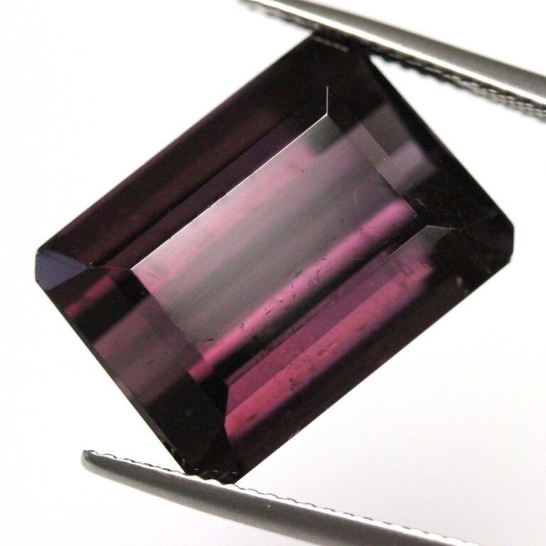 Purple Crystal Stones List, Meanings and Uses - CrystalStones.com