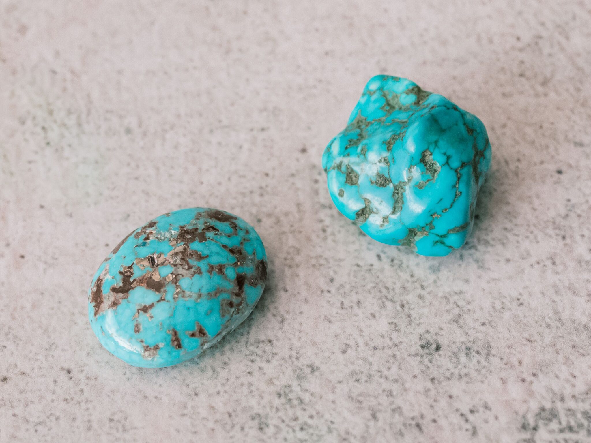 Blue Crystal Stones List, Meanings and Uses - CrystalStones.com