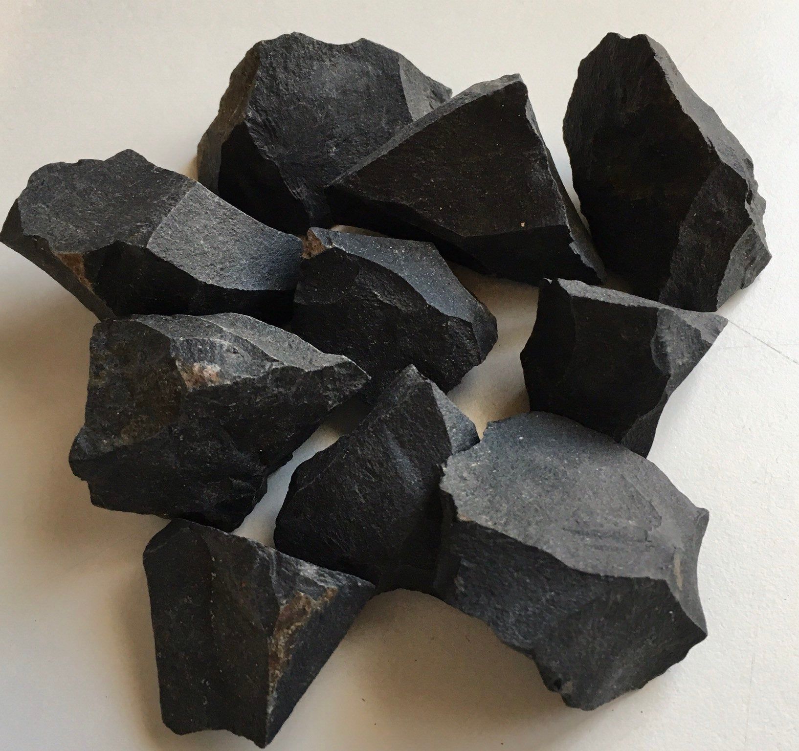 28 Powerful Crystals For Protection - The "How To" Guide ...